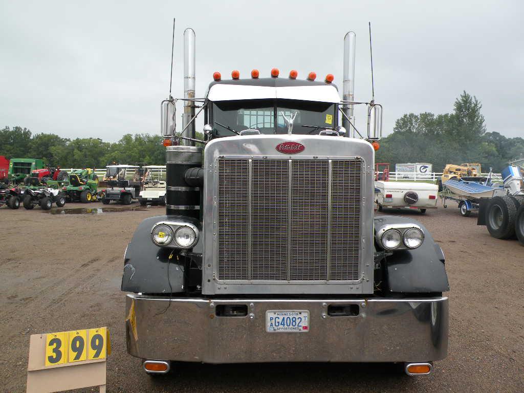 1985 Peterbilt SN-1XP9D29X0GD197812