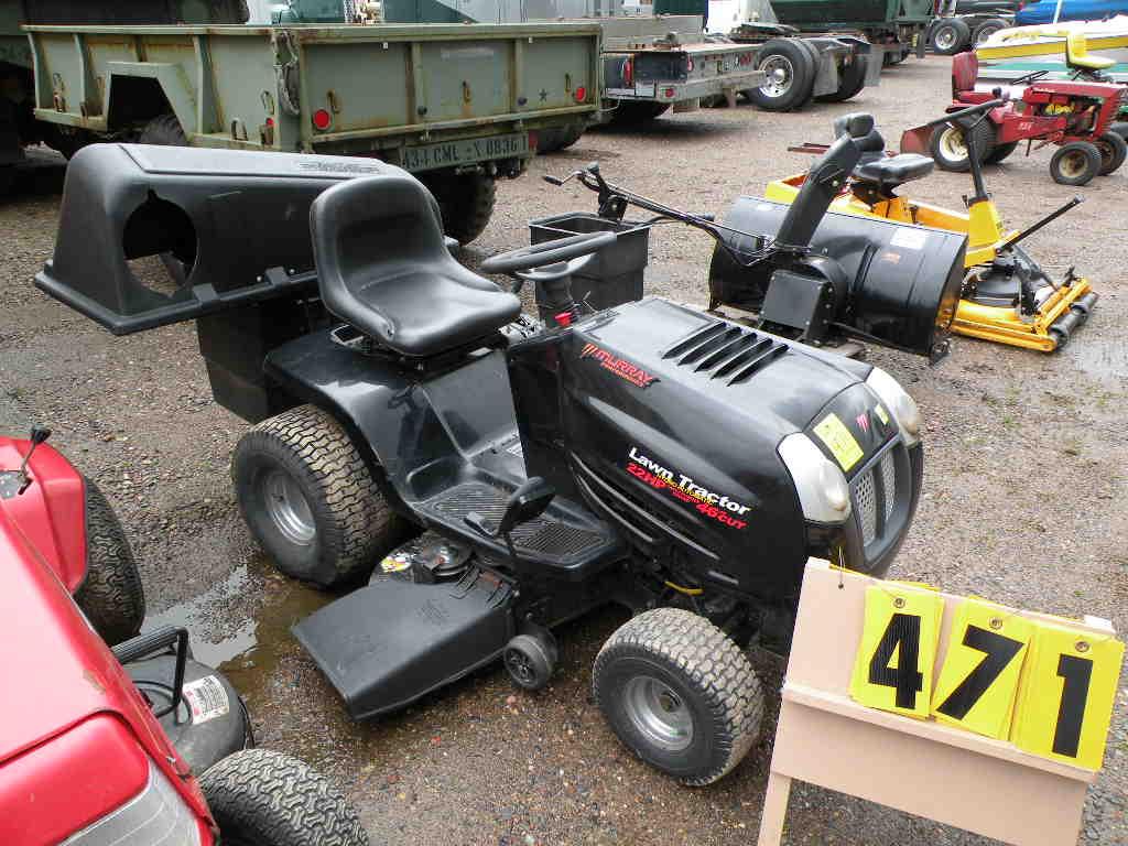 Murray lawn tractor w/46" deck,