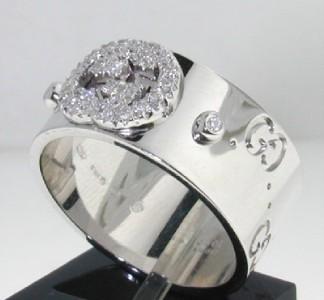 Gucci 18K White Gold, Diamond Ring.
