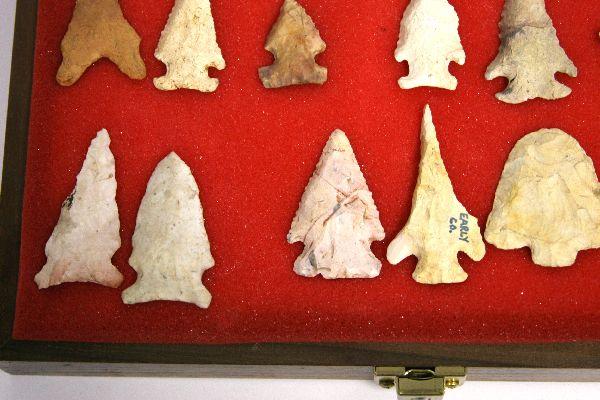 A FRAME OF BETTER GEORGIA ARROWHEADS 22 POINT LOT