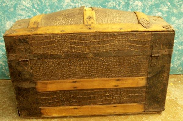 Antique Camel Back Trunk Must Pick Up