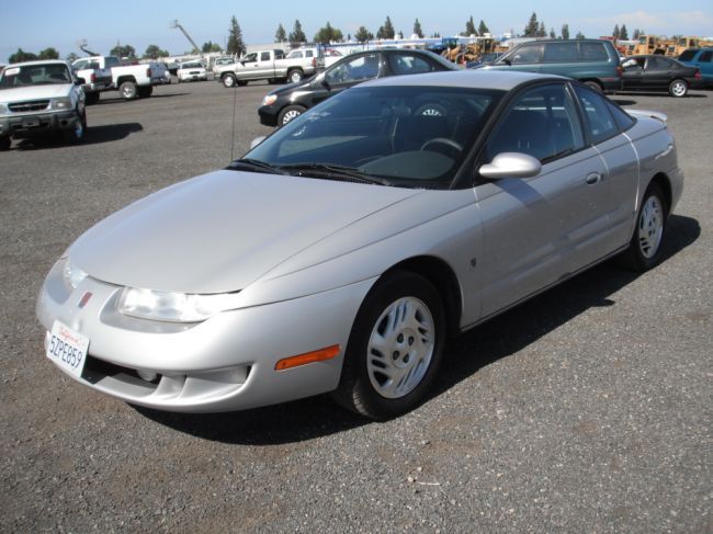 2000 Saturn 3-Door Coupe