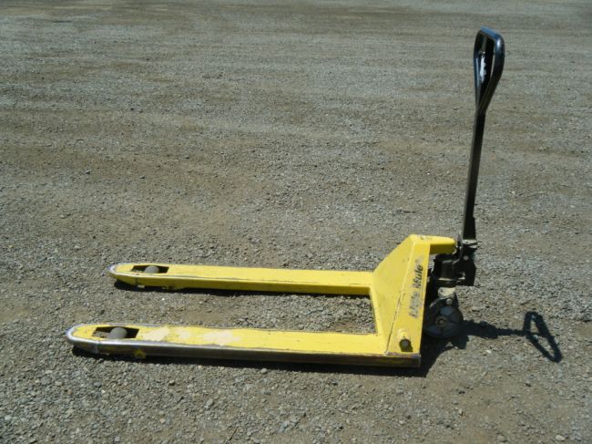Little Mule 5,500 lbs Pallet Jack