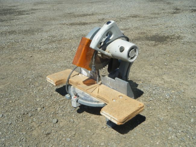 Rockwell Motorized Miter Box w/ 9" Blade