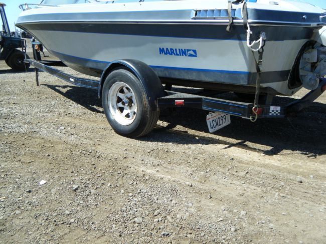 1984 Marlin V-Hull 16' Inboard Outboard Boat