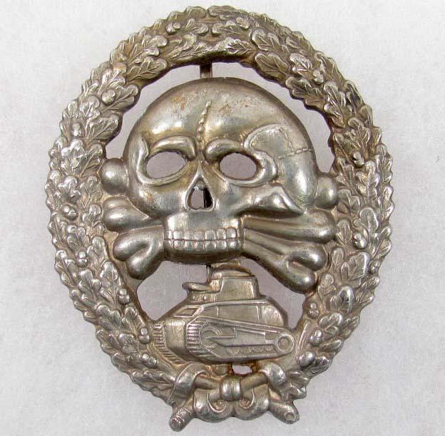 RARE GERMAN NAZI CONDOR LEGION TANK ASSAULT BADGE