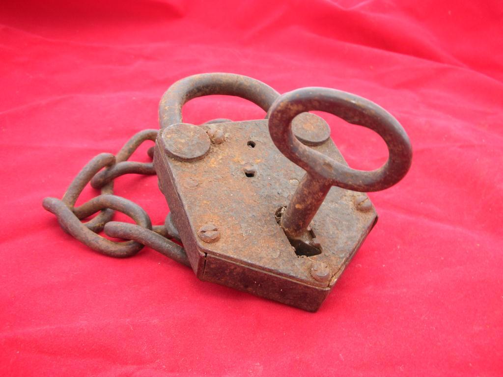 hand made forged lock w/key very unique