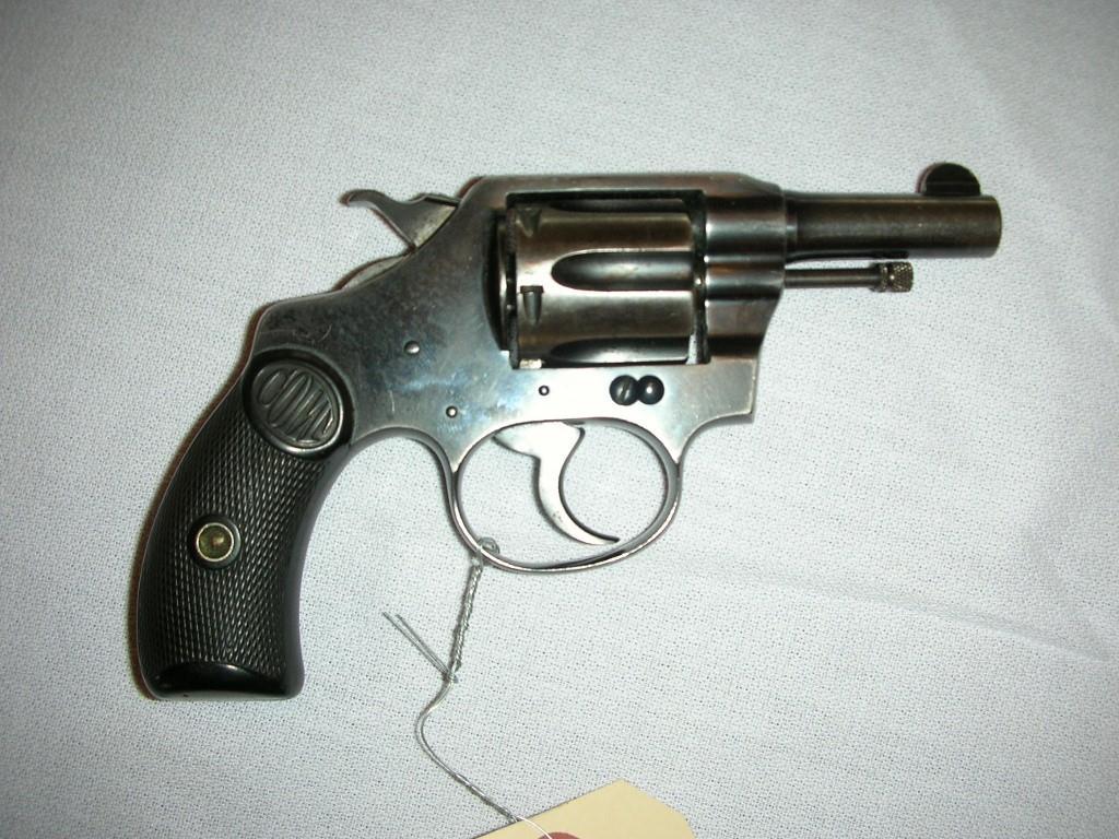 Colt Pocket Positive Revolver.32 Caliber Police. SN# 125048.