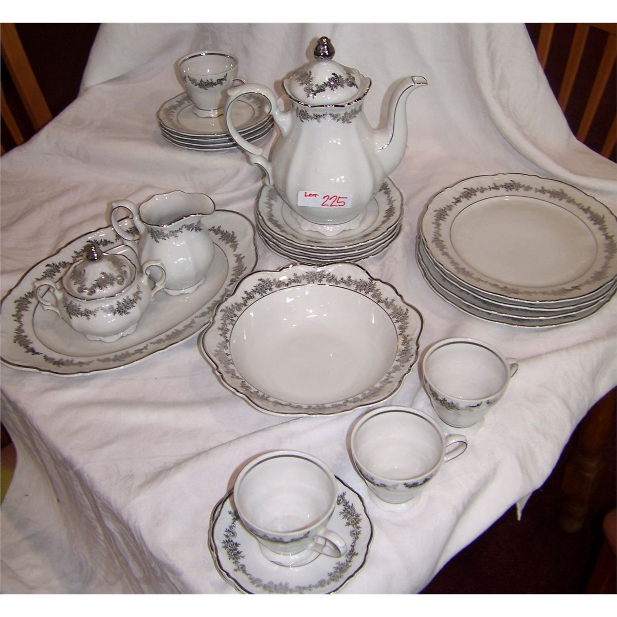 24 Piece Lot of Fine Porcelain China Bavaria Germany BOUQUET as shown