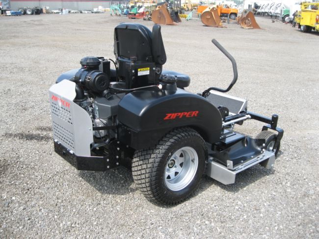 2011 Zipper VR31K60 Zero Turn Lawn Mower