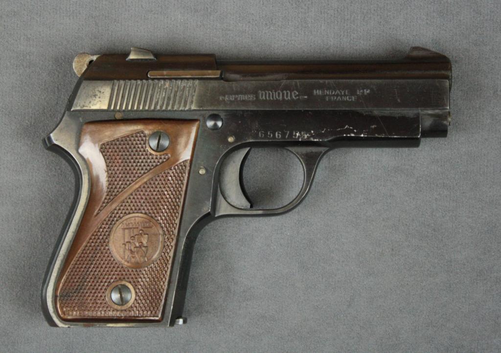 French Armes Unique Model L semi-auto pistol, 9mm cal., 3-1/2” barrel ...