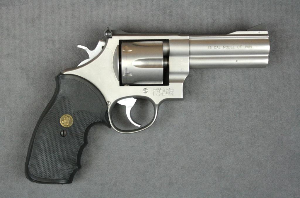 Smith Wesson Model 625 3 Model Of 1989 DA Revolver 45 Cal 4 Smith Wesson Model 625 3 Model Of 1989 DA Revolver 45 Cal 4