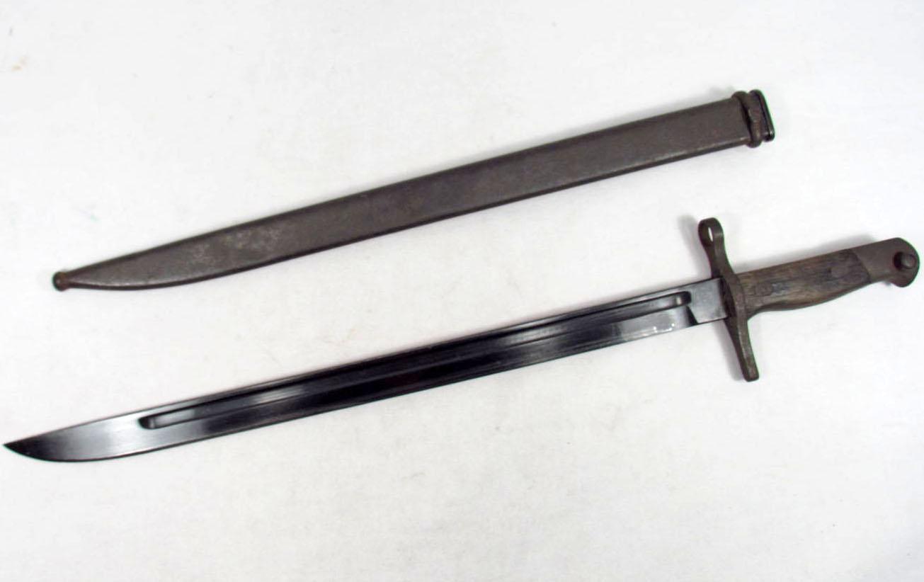 JAPANESE ARMY TYPE 99 COMBAT RIFLE BAYONET W/ SCABBARD