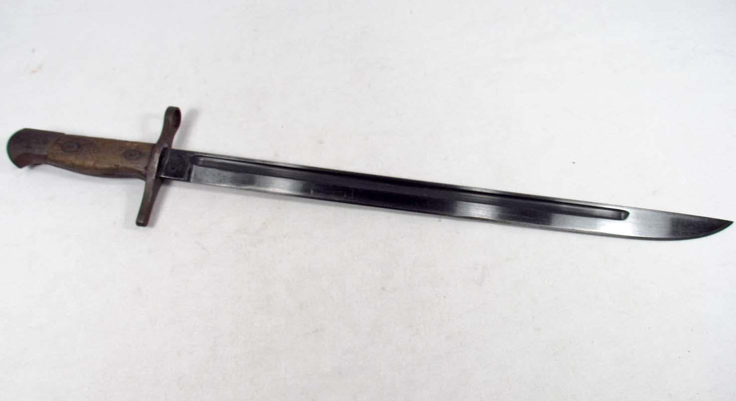 JAPANESE ARMY TYPE 99 COMBAT RIFLE BAYONET W/ SCABBARD