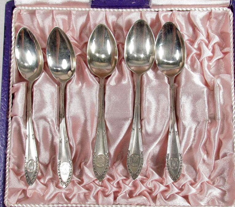 RARE CASED SET OF 5 GERMAN NAZI WAFFEN SS SILVERWARE SPOONS