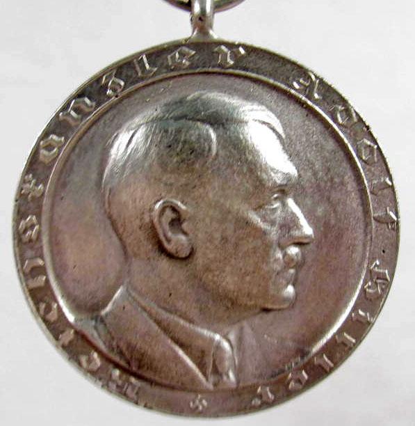 GERMAN NAZI ADOLF HITLER 1933 MEDAL W/ RIBBON