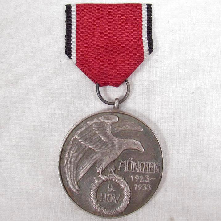 GERMAN NAZI MUNCHEN 1923 - 1933 NOV. 9 MEDAL W/ RIBBON