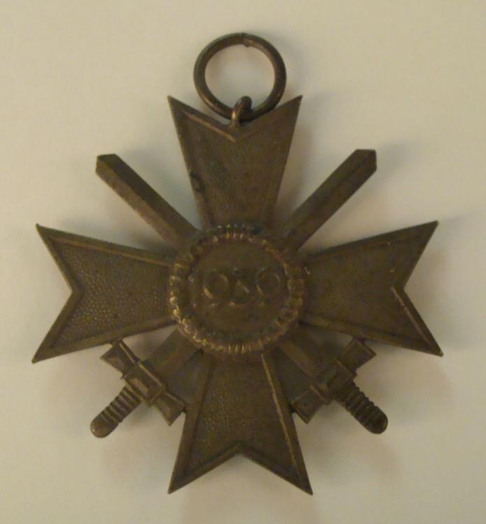 WWII NAZI WAR MERIT CROSS W/SWORDS