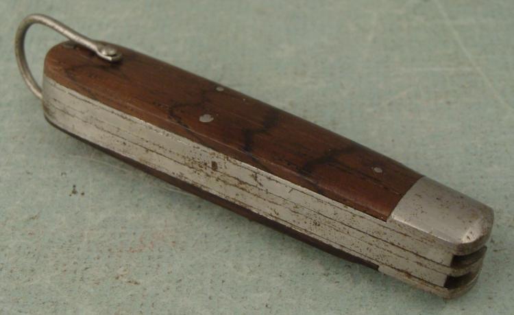 WWII U.S. MILITARY CAMILLUS FIELD FOLDING KNIFE