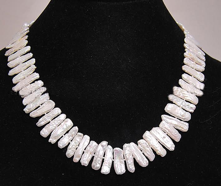 Rare and abnormal shape and white pearl necklace 17'' MWF1041