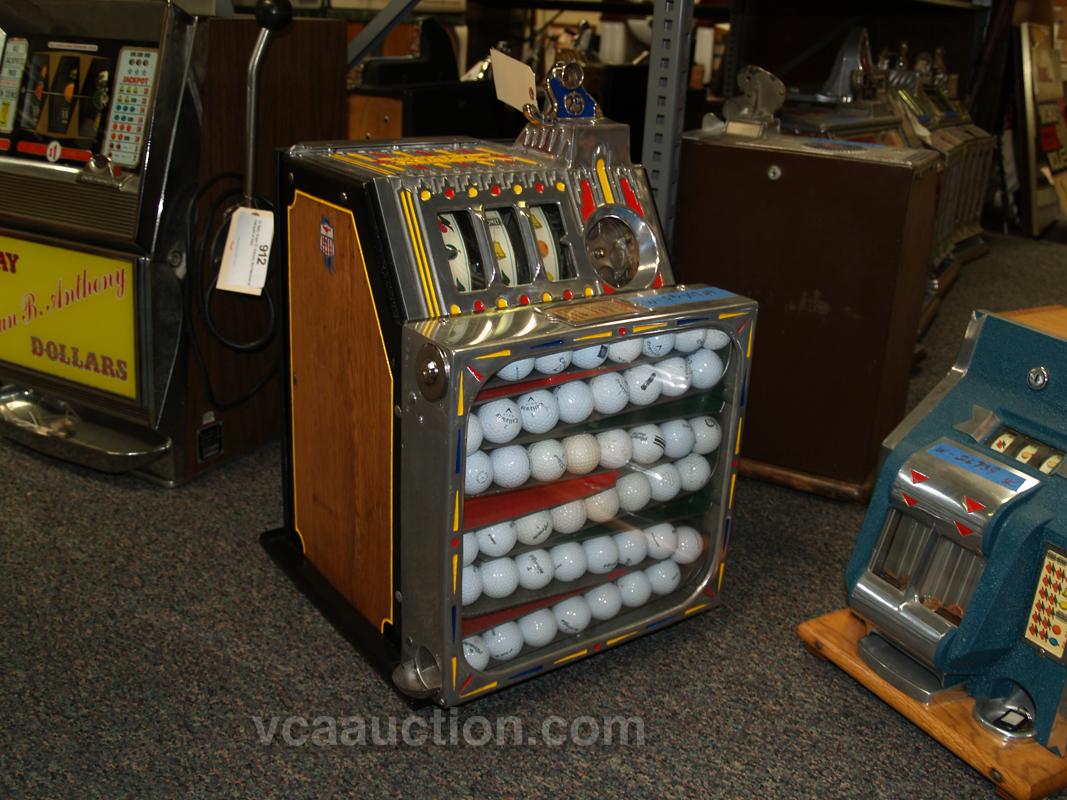 25 Cent Pace Comet Golf Ball Vendor Slot Machine