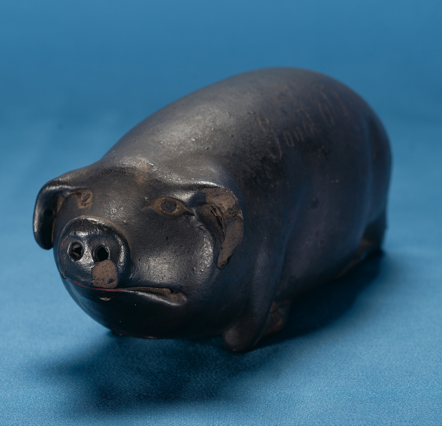 Rare Early Stoneware Pig Flask Attributed to Wallace and Cornwall ...