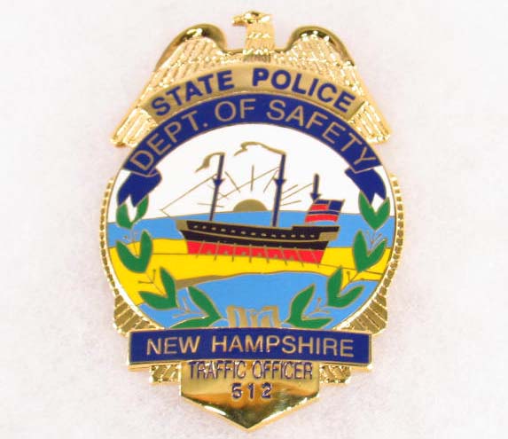 NEW HAMPSHIRE STATE POLICE DEPARTMENT OF SAFETY TRAFFIC OFFICER LAW BADGE