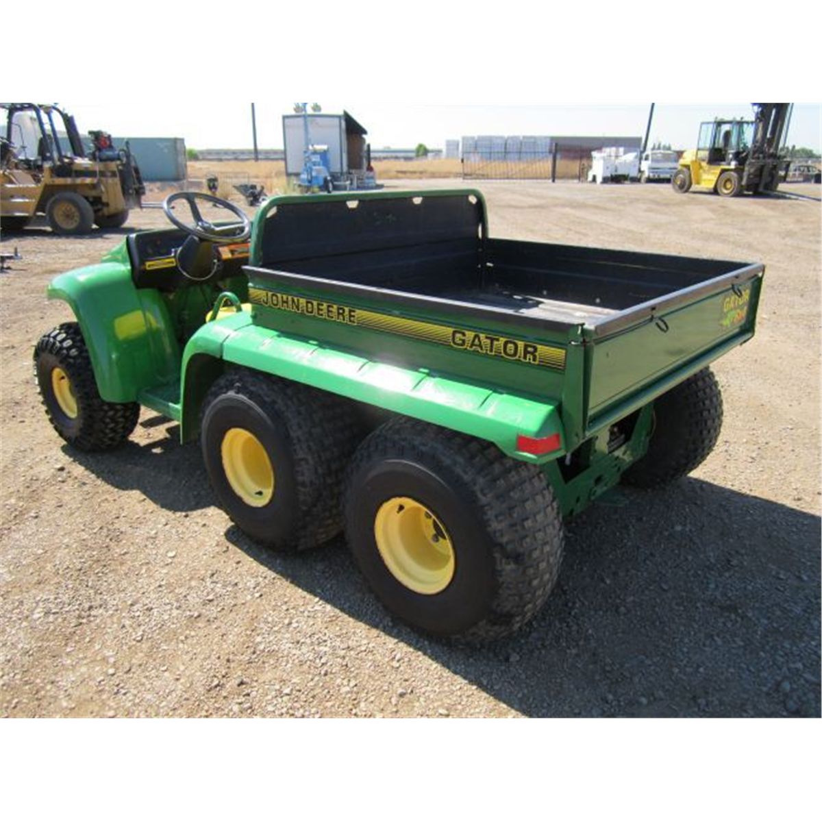 John Deere Gator 6x4 Utility Dump Cart