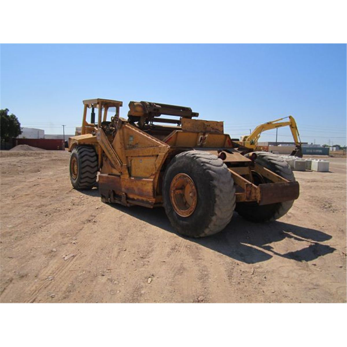 1973 International 412 Elevating Motor Scraper