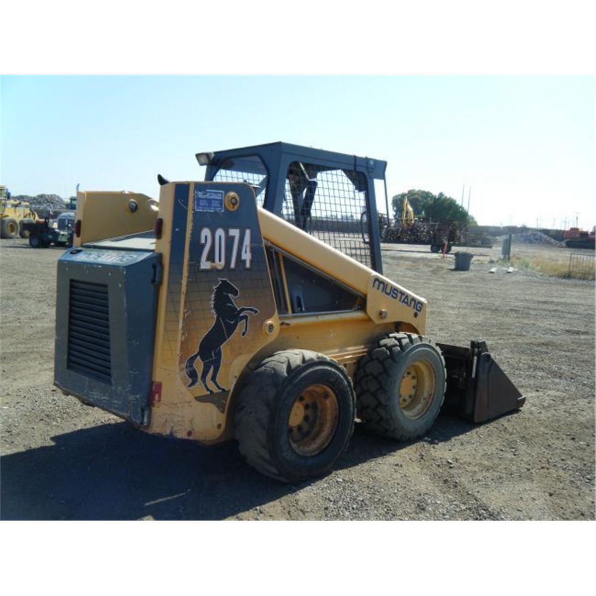 2004 Mustang 2074 Skid Steer Loader