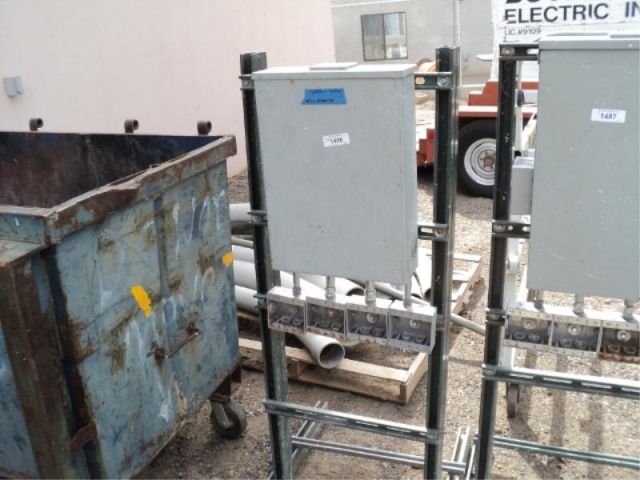JUNCTION BOX W/STAND