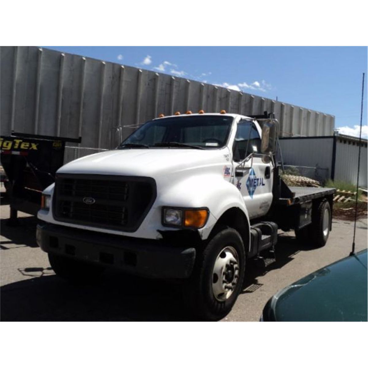 2001 FORD F750 SUPER DUTY, MILEAGE ~ 108945 FLAT BED, 2 SIDED TOOL BOX ...