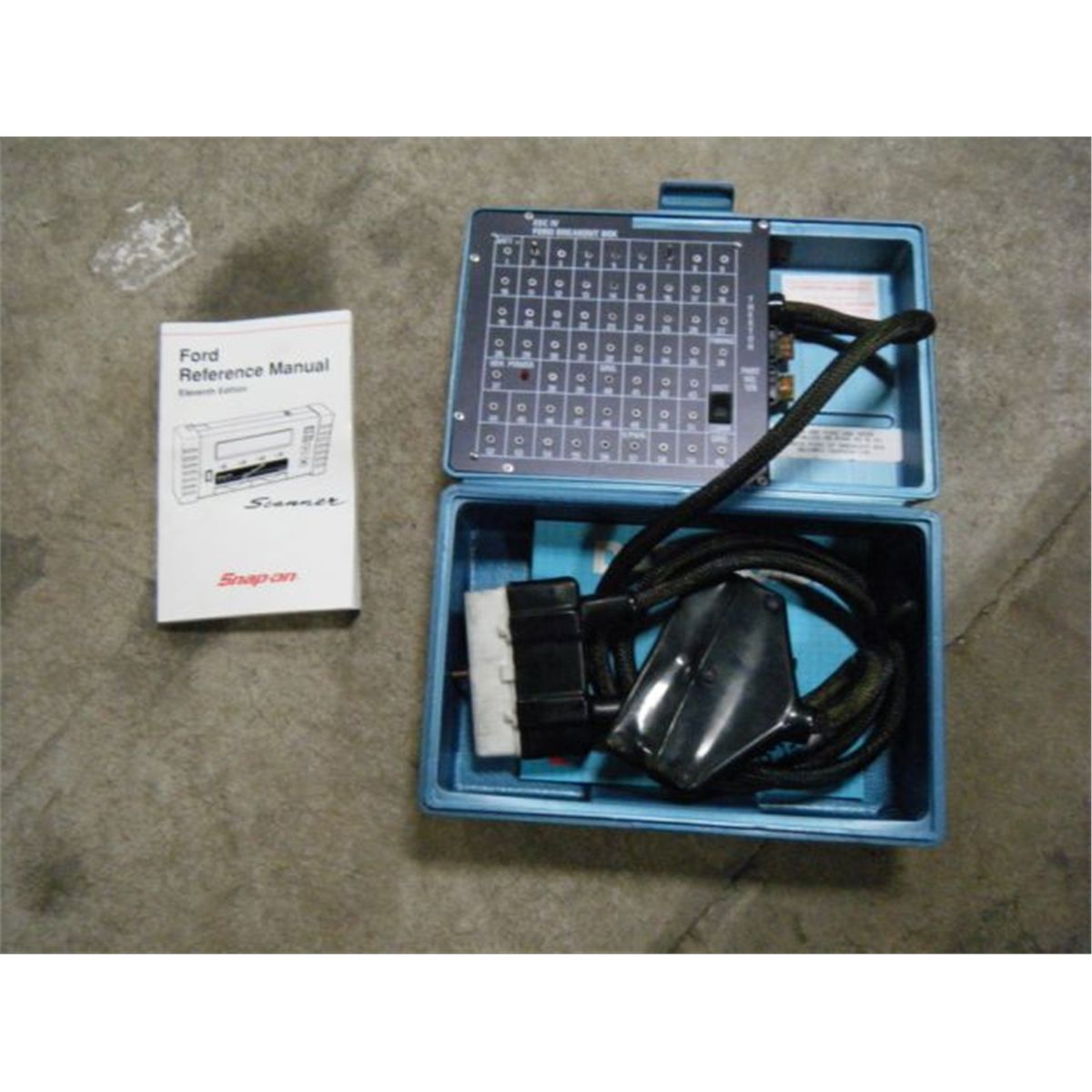 Snap-On EEC IV Ford Breakout Box