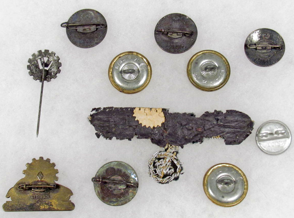 LOT OF GERMAN NAZI PARTY PINS AND UNIFORM BUTTONS