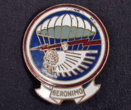 US WW2 ARMY 501ST AIRBORNE INFANTRY GERONIMO COLLAR DISTINCTIVE INSIGNIA