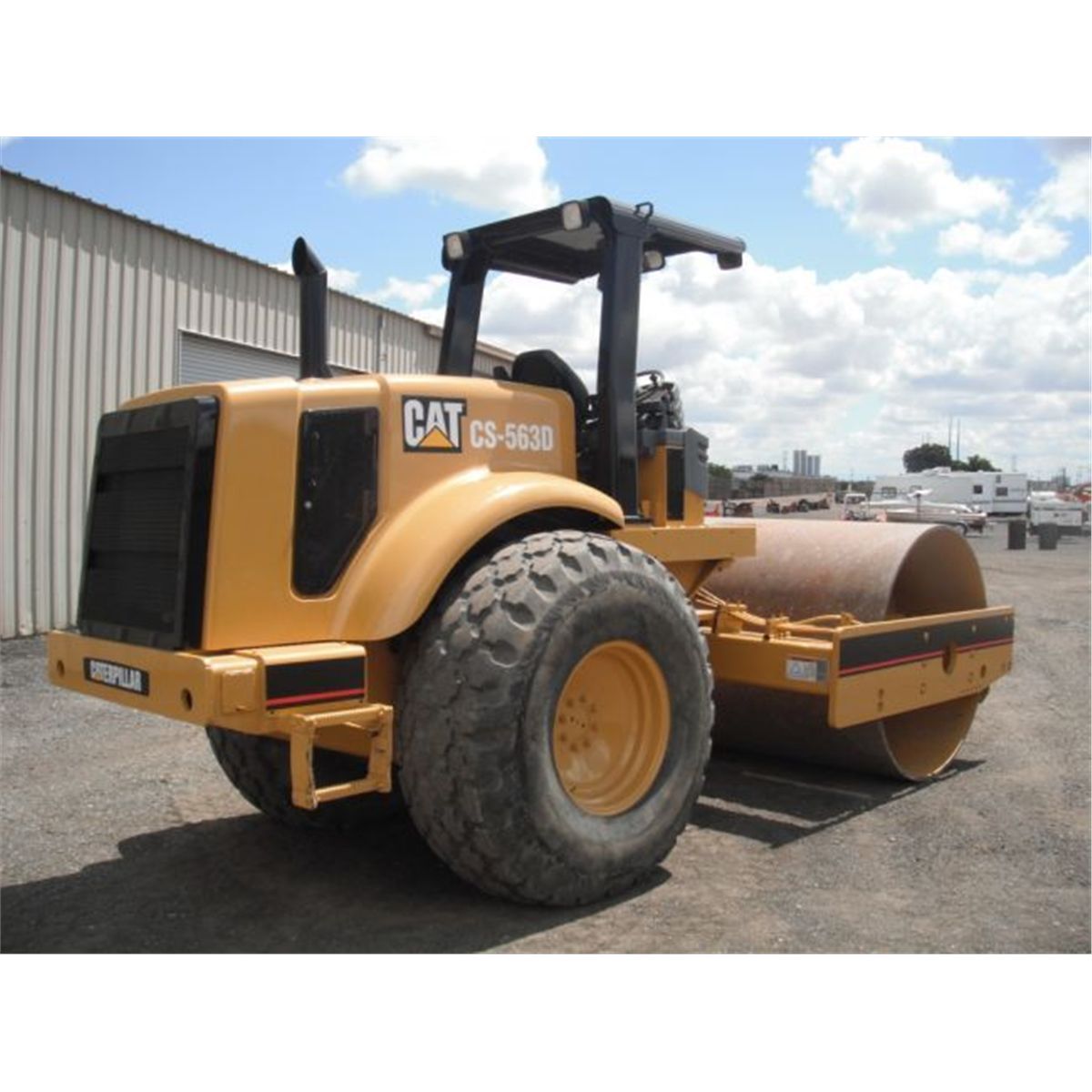 2002 Caterpillar CS-563D Smooth Drum Roller