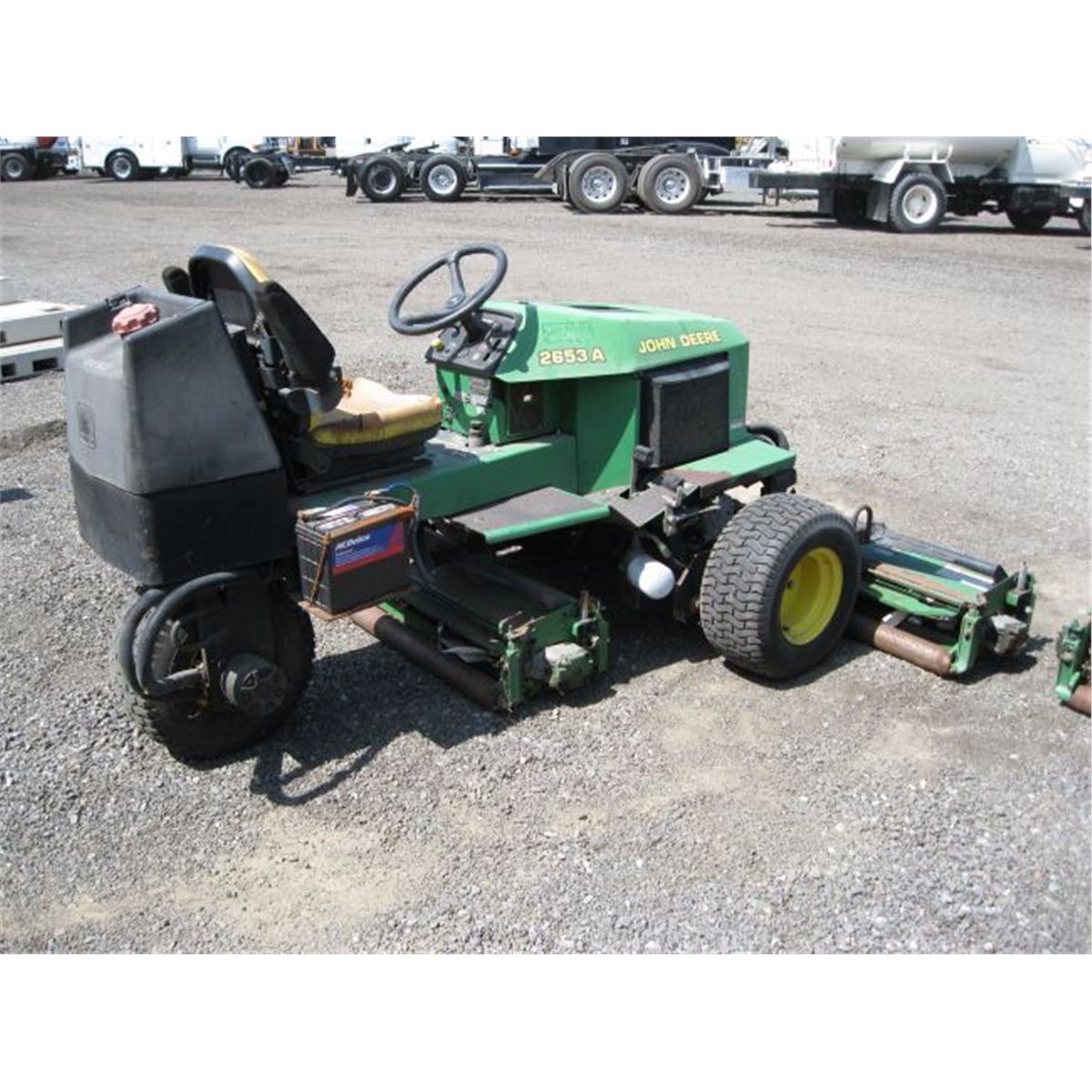 John Deere 2653A 3-Wheel Ride On Reel Mower