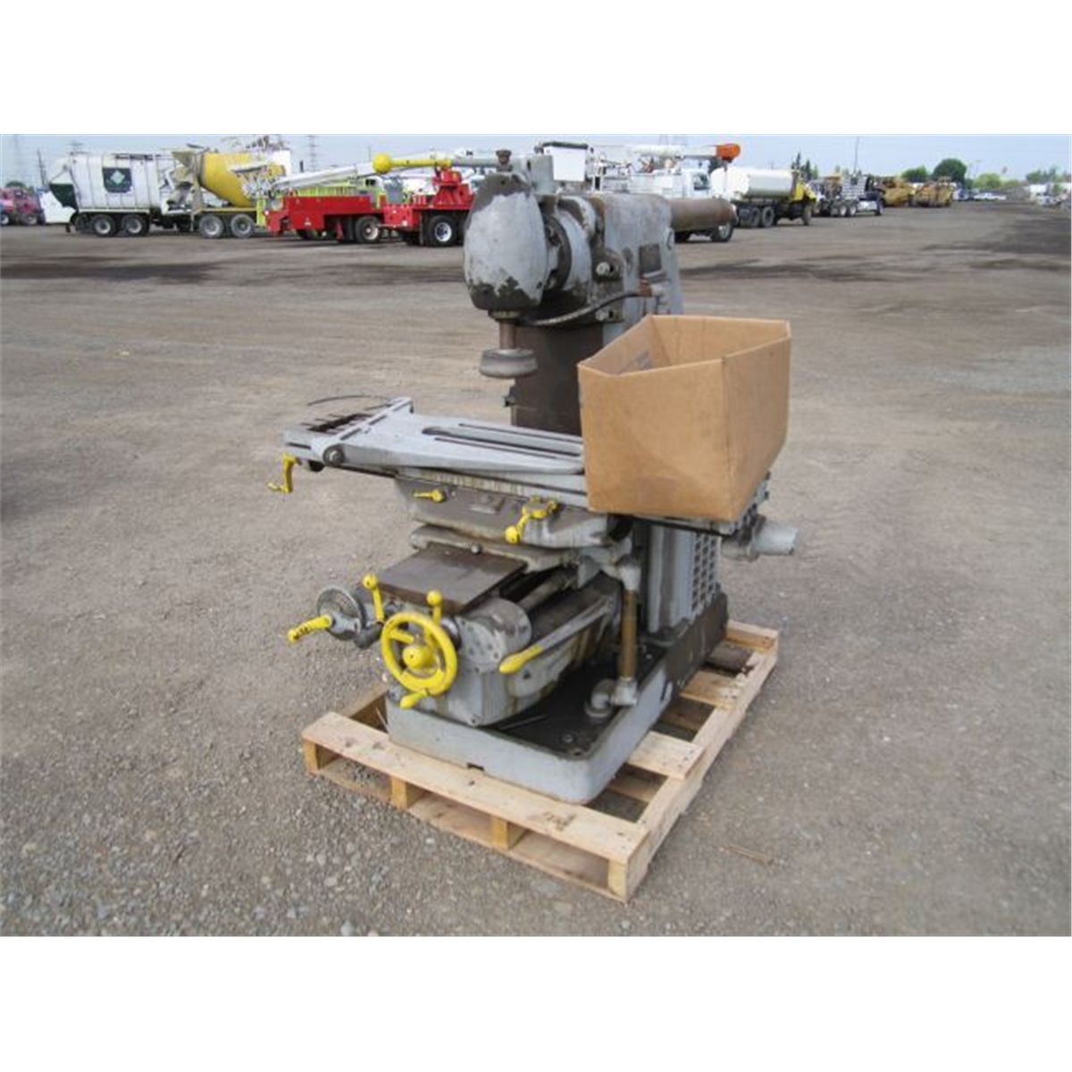 Milwaukee H Vertical Milling Machine