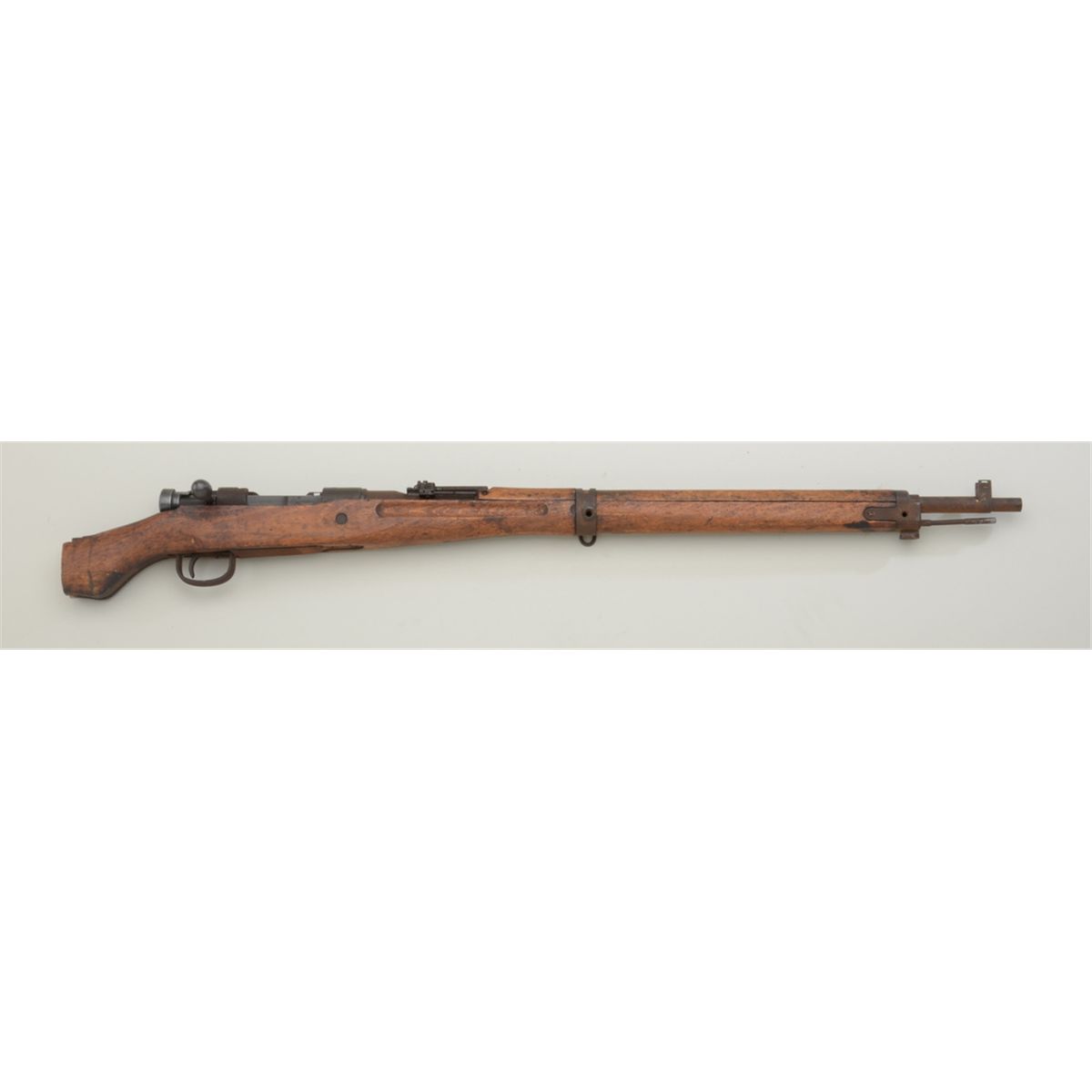 Japanese Arisaka bolt-action rifle, 8mm cal., 26” barrel, military ...
