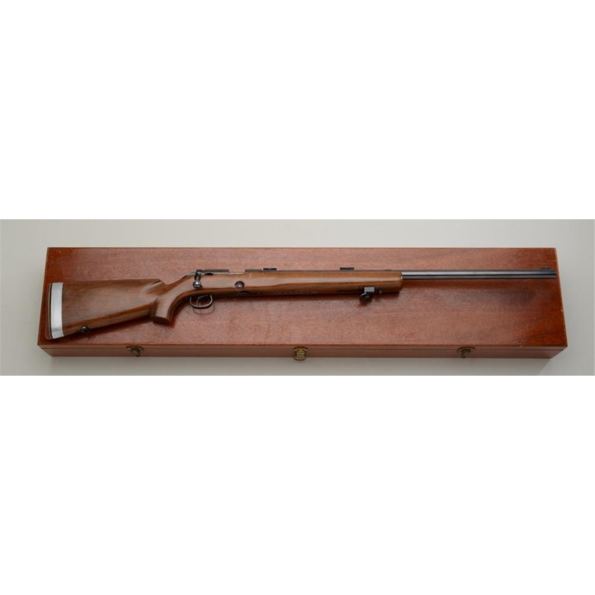 Winchester Model 52 bolt-action target rifle in custom wood box with ...