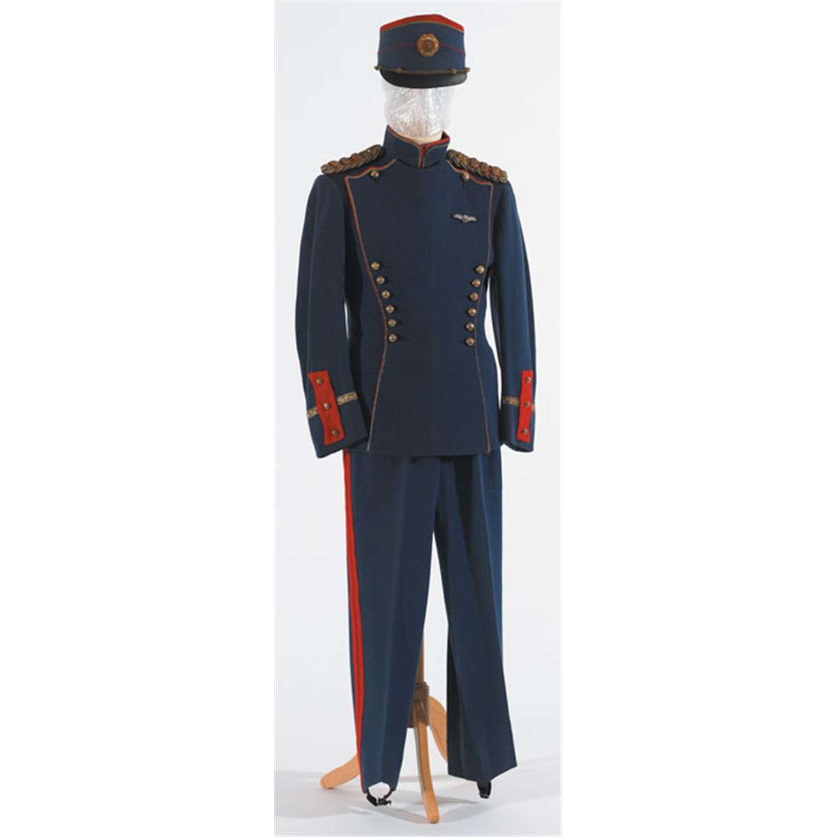 1936: Irish Air Corps Captain's full dress uniform