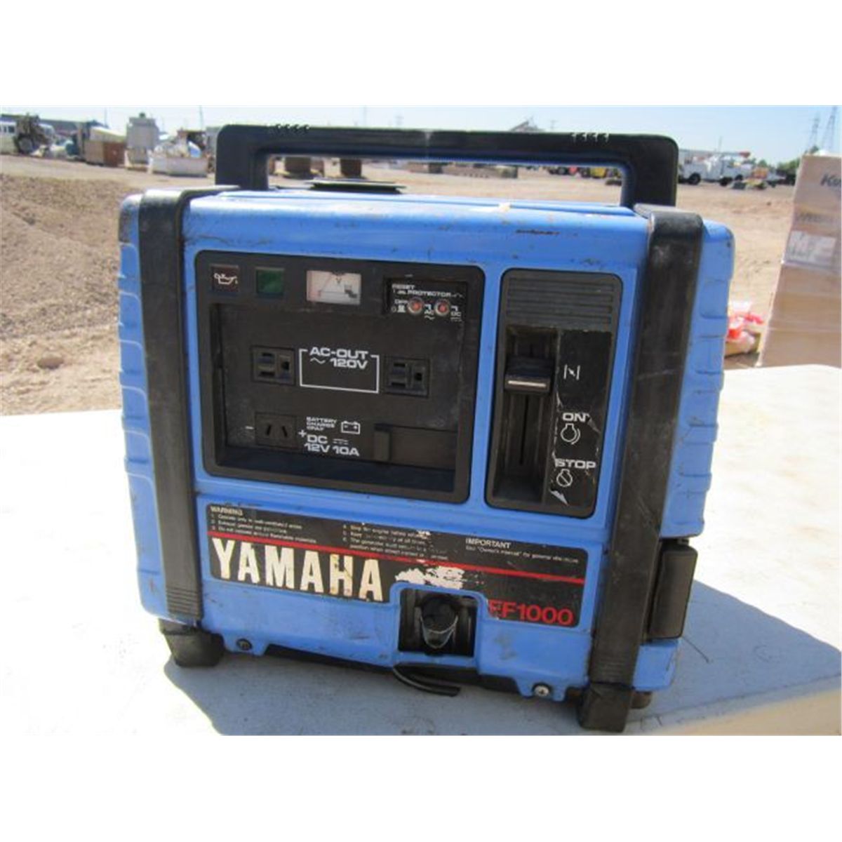 Yamaha EF1000 1,000 Watt Generator