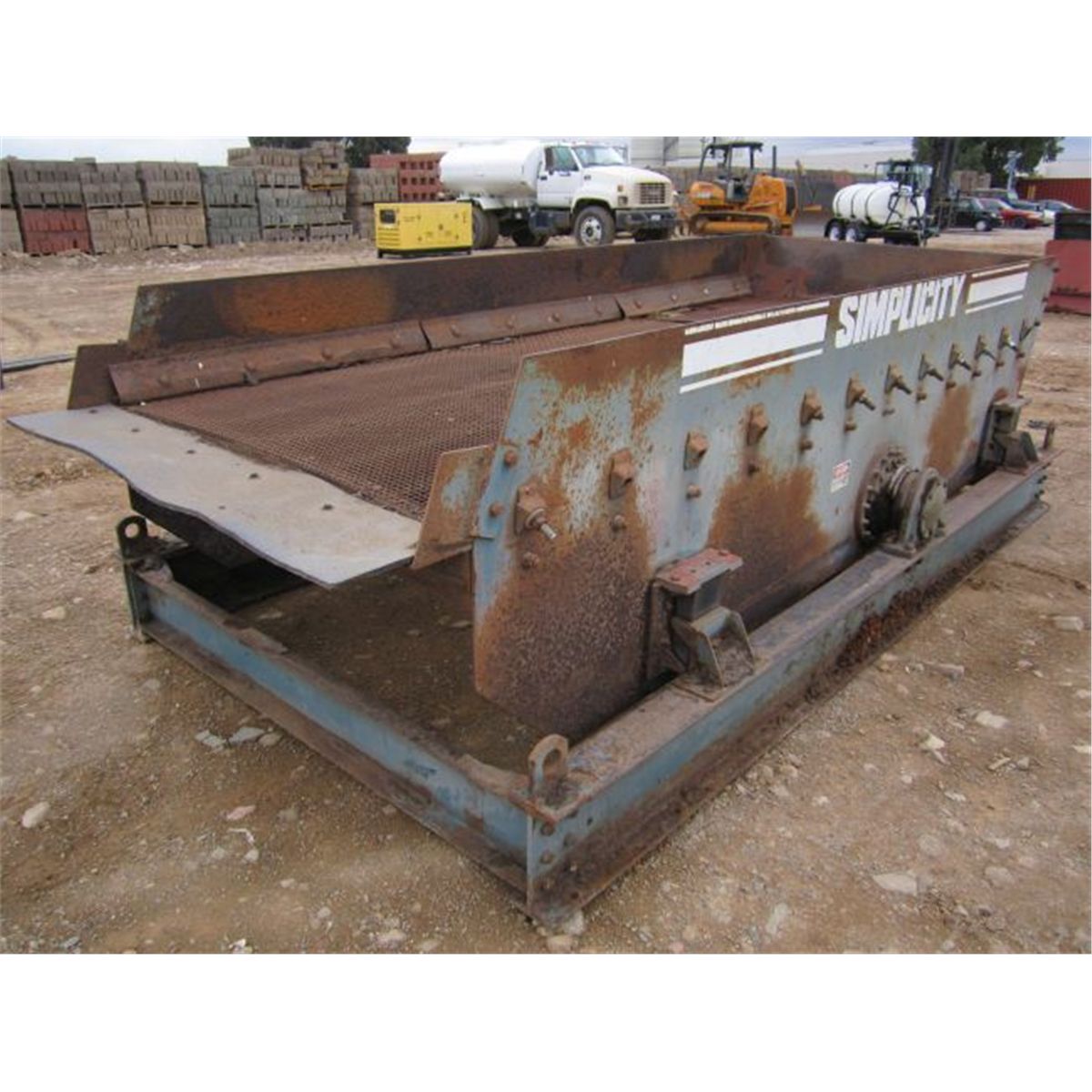 Simplicity 5'x12' Vibratory Rock Shaker Screen