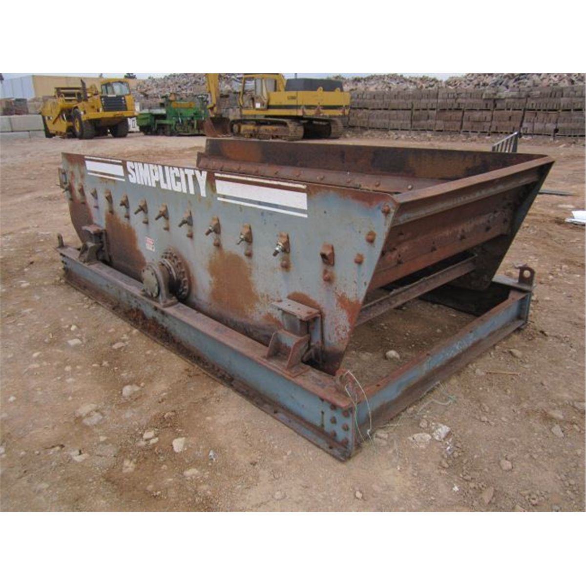 Simplicity 5'x12' Vibratory Rock Shaker Screen