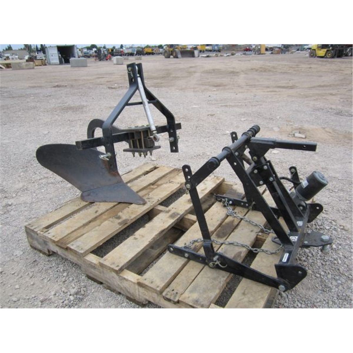 Cycle Country 3 Point Hitch & Attachment