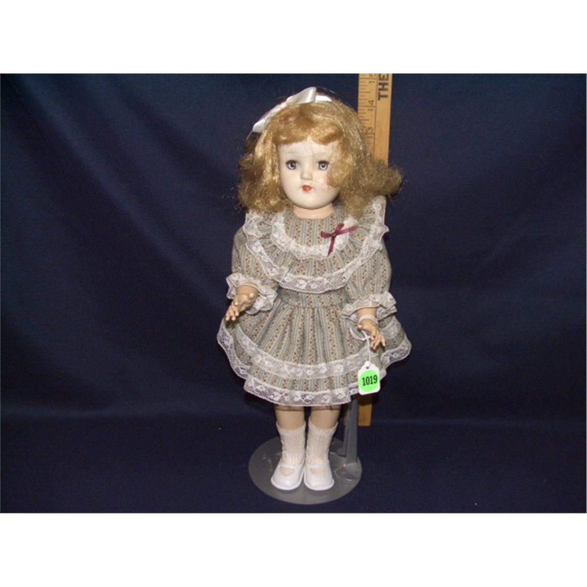 vintage ideal doll p-?