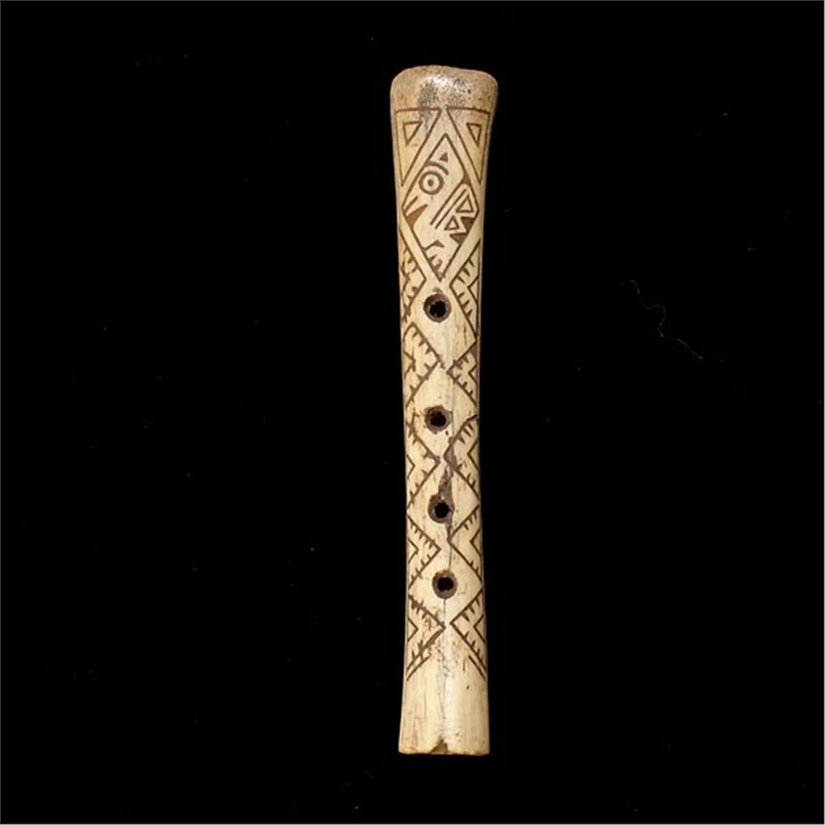 chancay bone flute