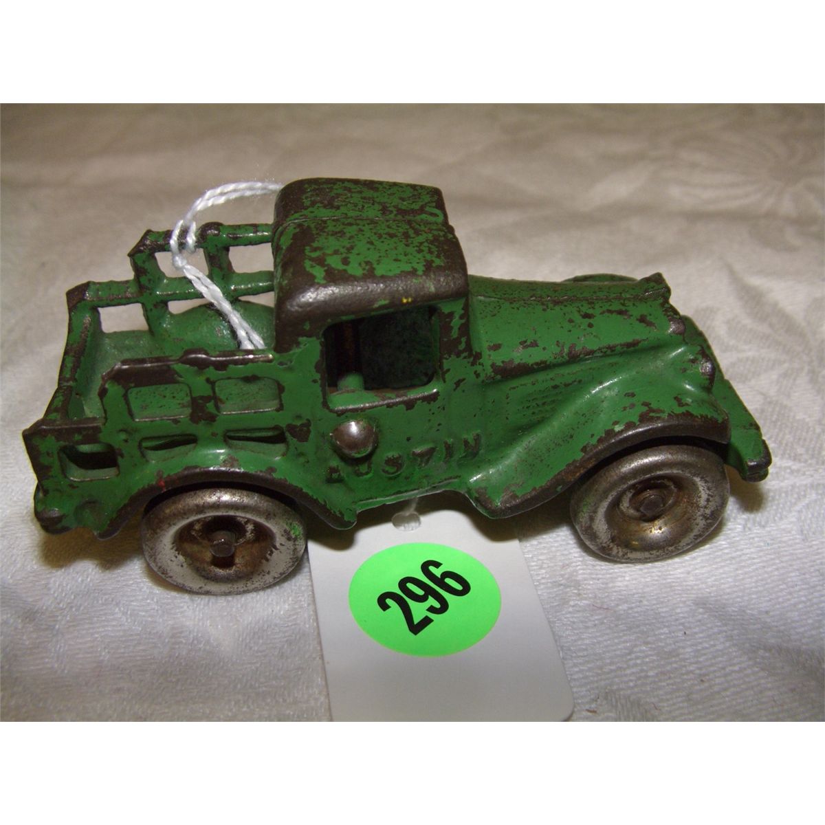 Austin Arcade antique cast iron toy car