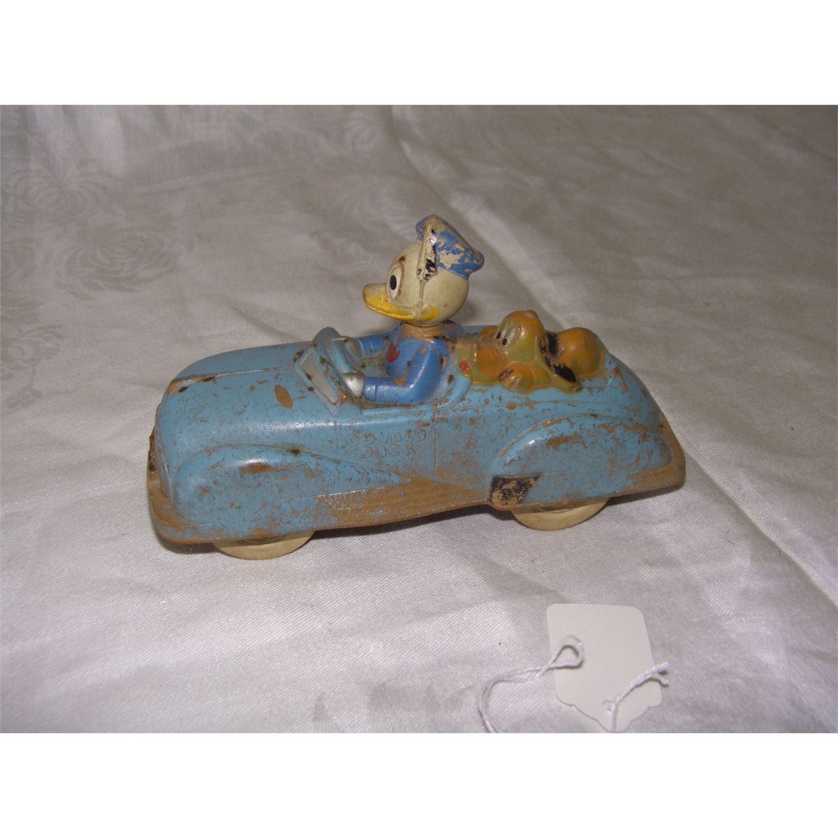 Sun rubber Donald duck car toy