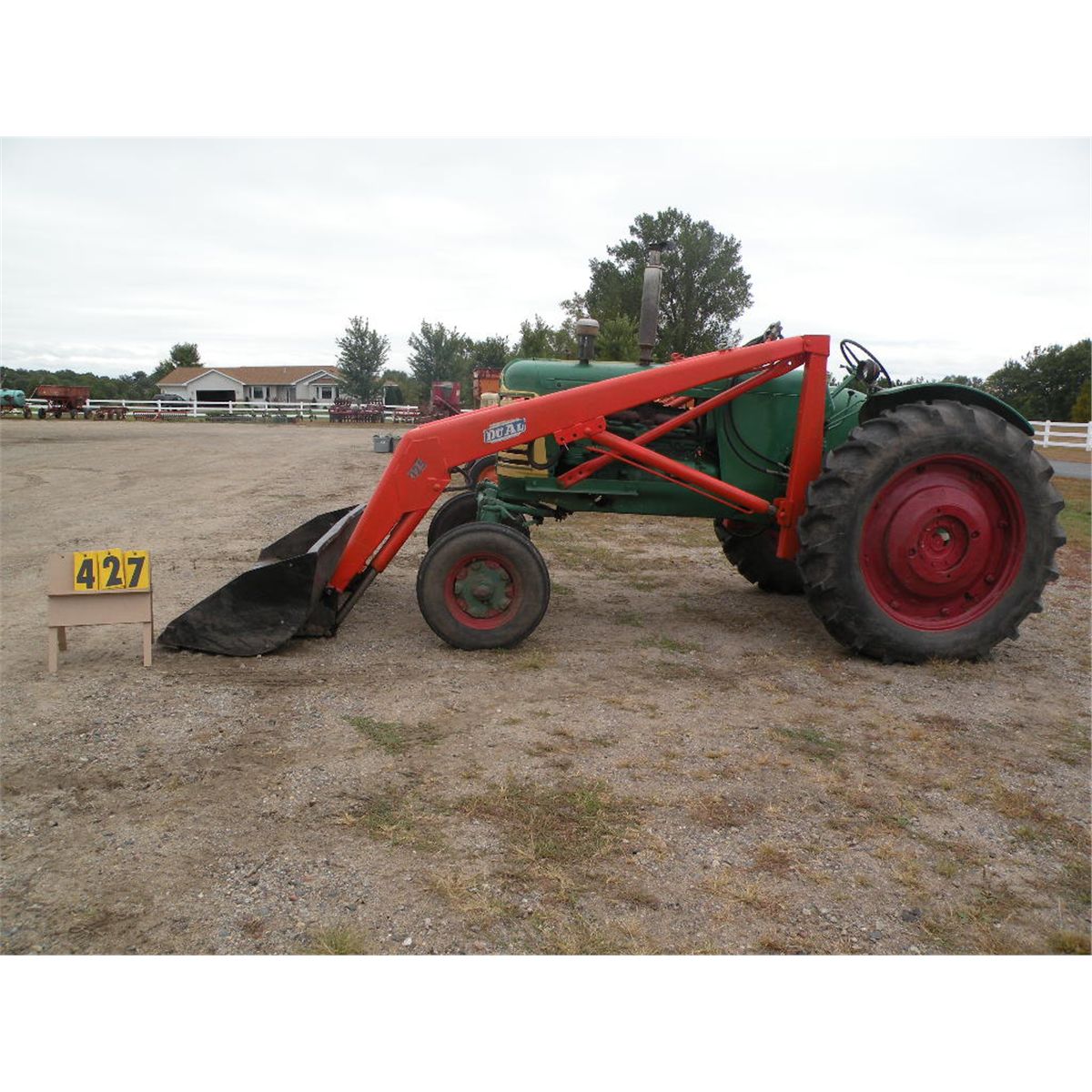 Oliver 88 w/Dual all hydraulic Loader
